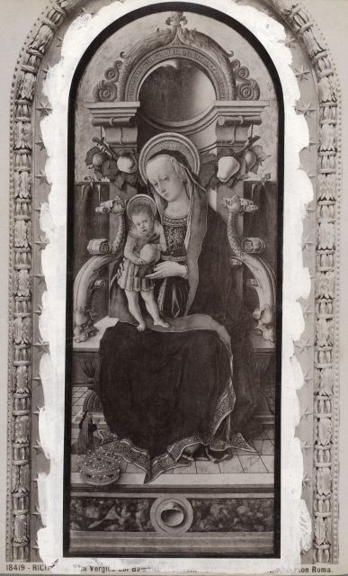FONDAZIONE ZERI | CATALOGHI ONLINE : Crivelli Carlo, Madonna con Bambino in trono e donatore